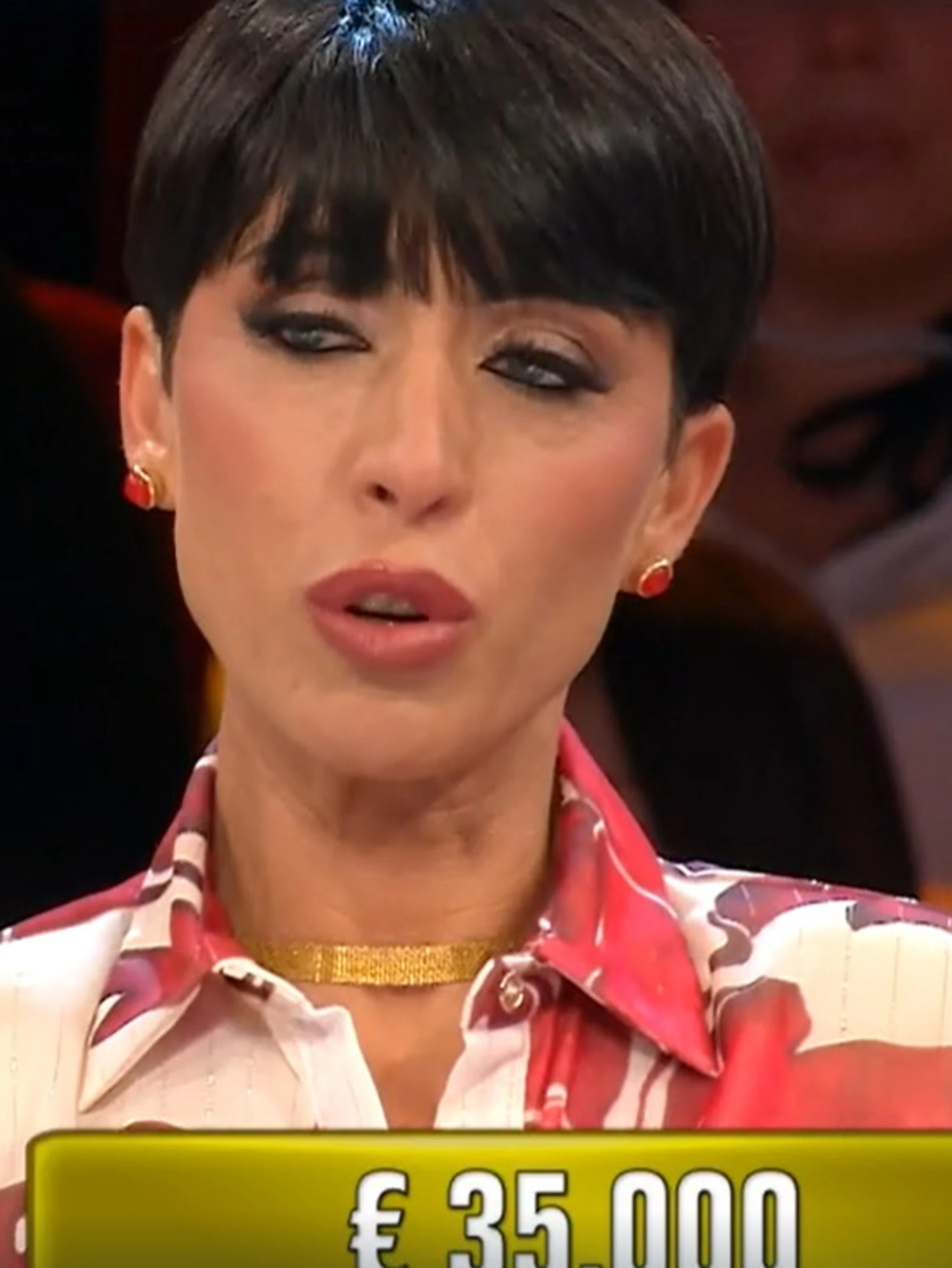 Affari Tuoi, "perché provo odio": Laura umiliata dopo la sconfitta ...