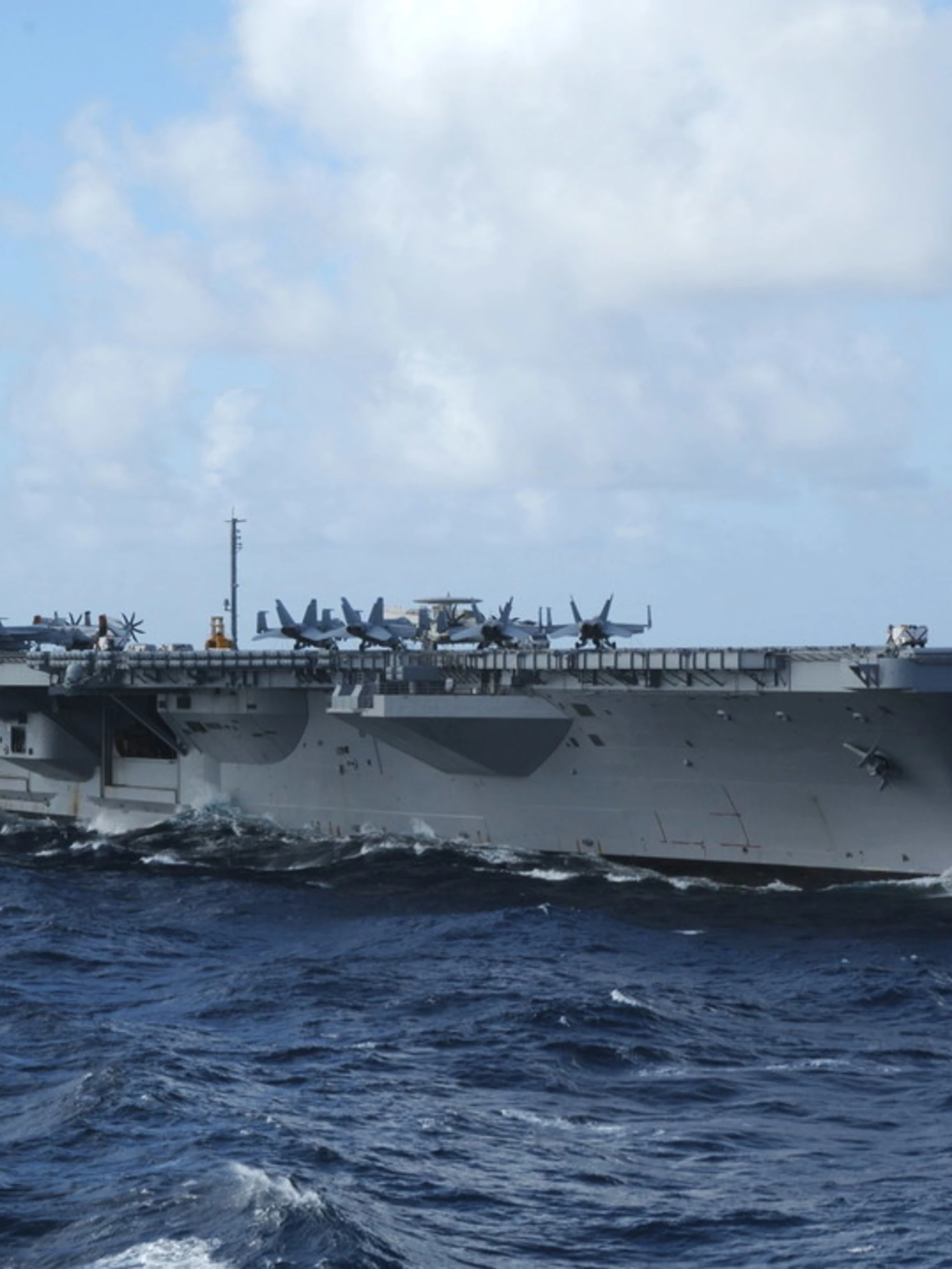 Iran, il ritorno della Grande Armada: Usa pronti all'attacco | Libero ...