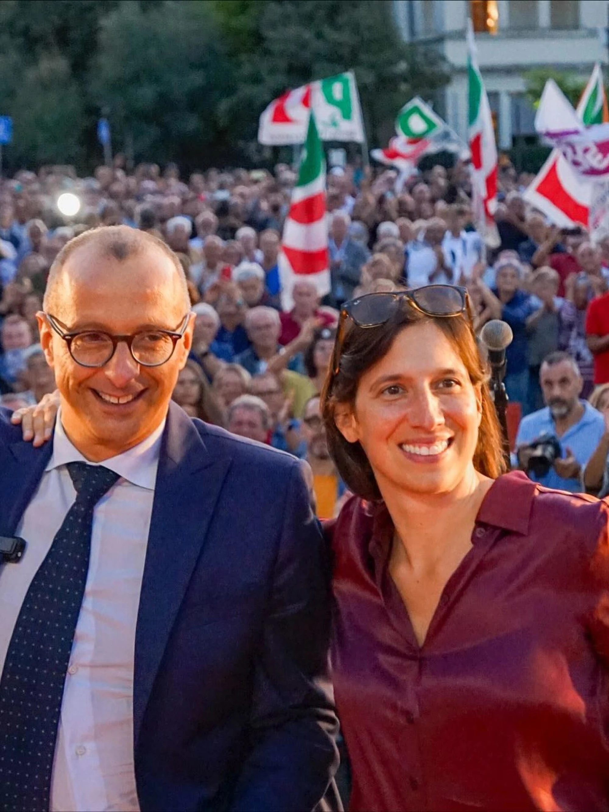 Matteo Ricci, sms imbarazzante a 100 ore dal voto: "Giro per le tv, ma ...